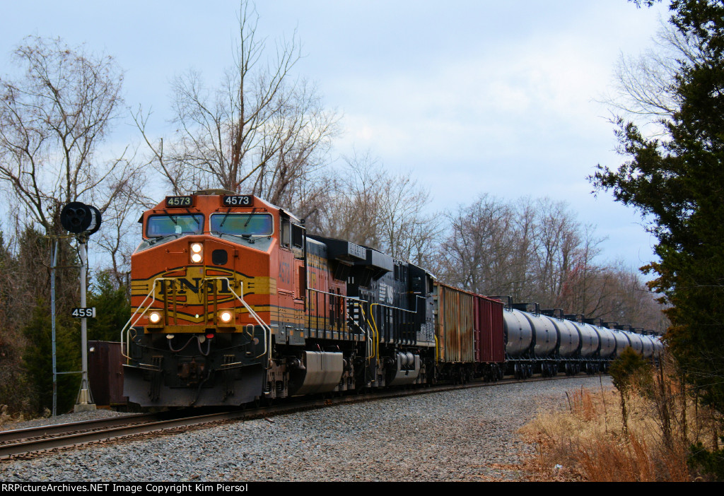 BNSF 4573 CSX Train K043 Crude Oil Empties